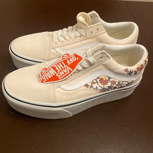 Vans | Shoes | Womens Vans Size 8 | Poshmark